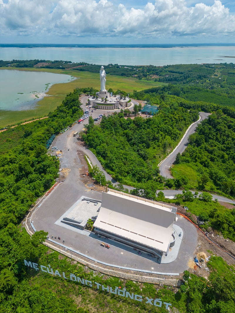 Đức Mẹ Núi Cúi - Trung tâm hành hương Công giáo lớn nhất Việt Nam - Du ...